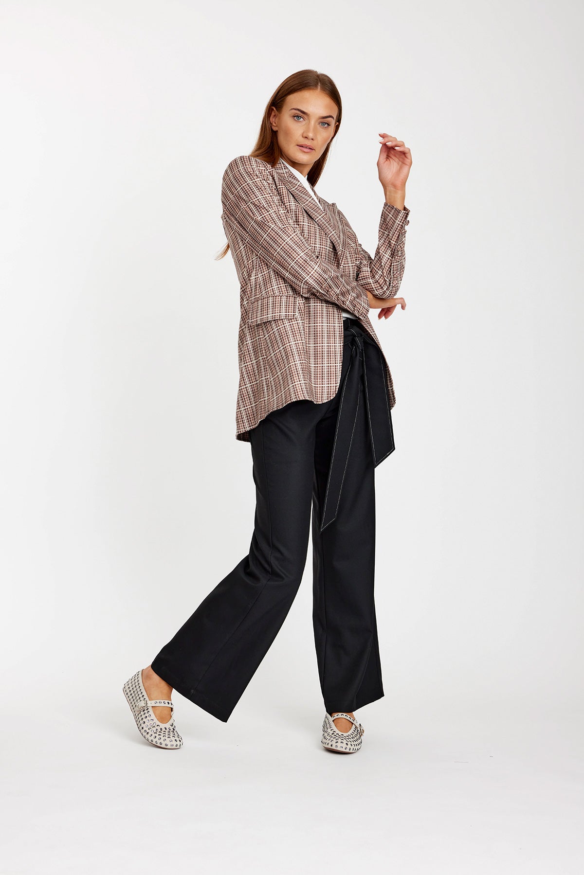 ORLANDO BLAZER – Sally Phillips